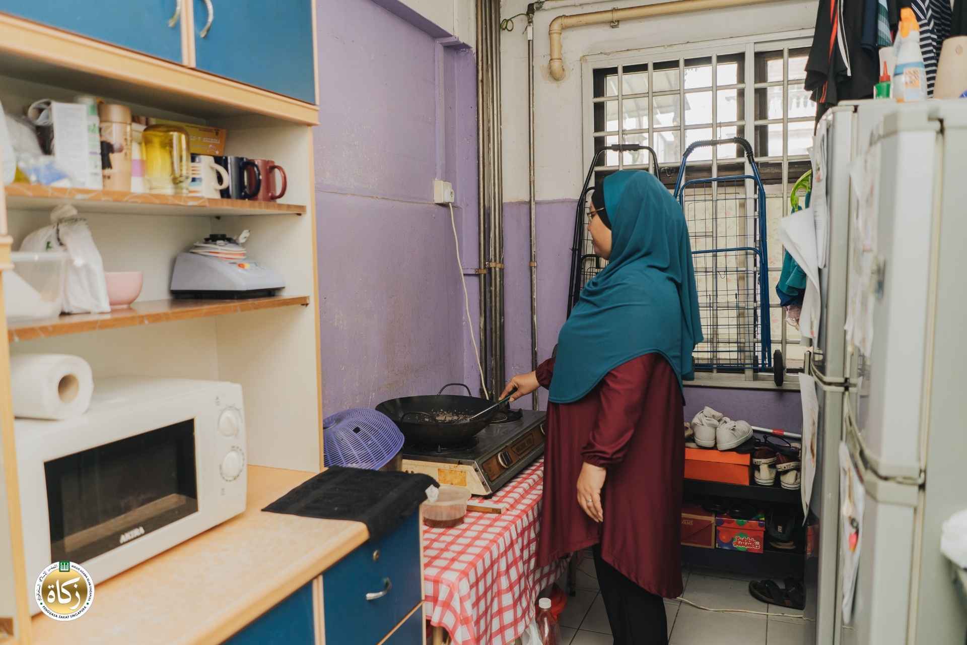 Single mother of four prioritises excellence in education so children ...