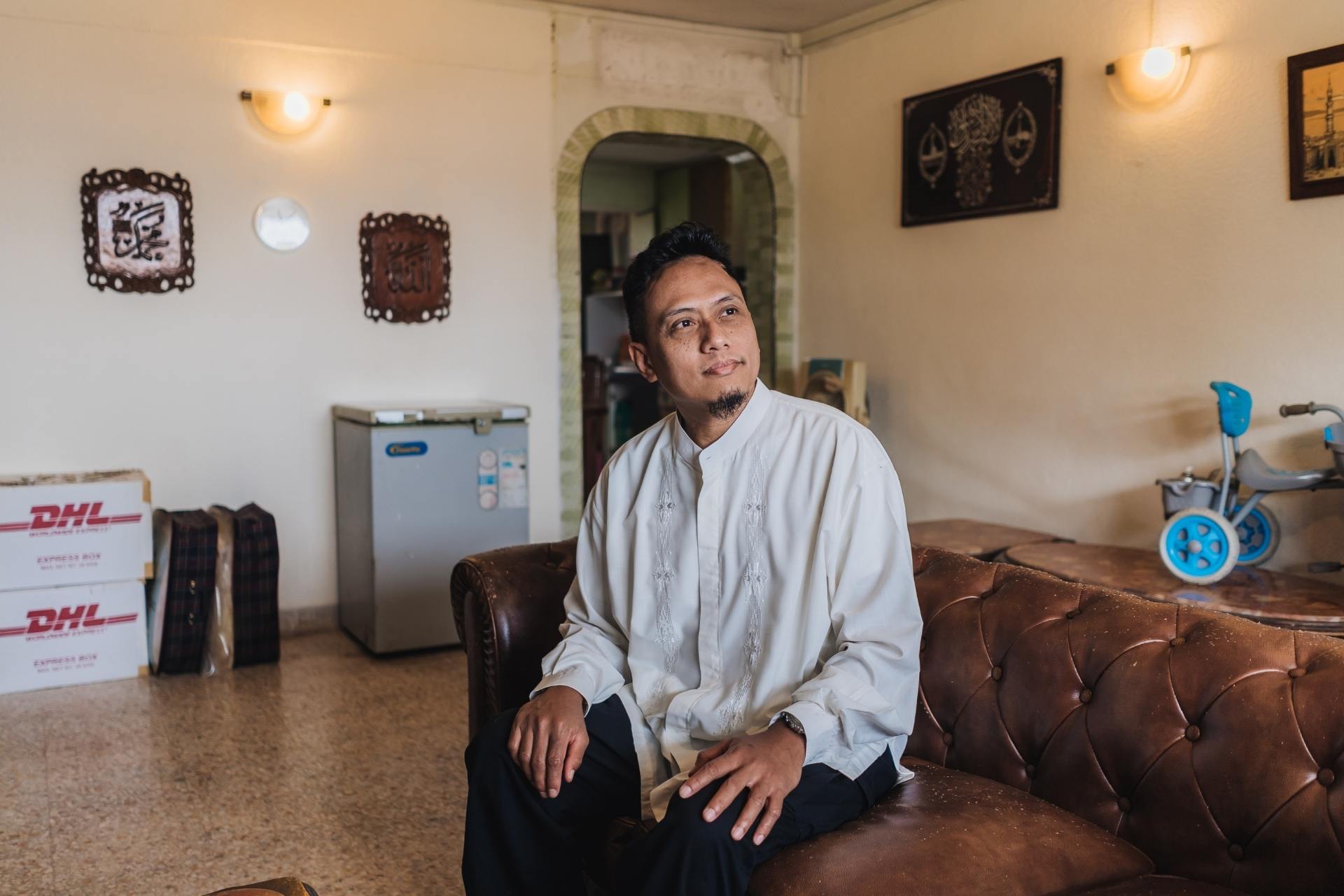 Ex-cabin crew soars despite losing his eyesight - Zakat | Majlis Ugama ...